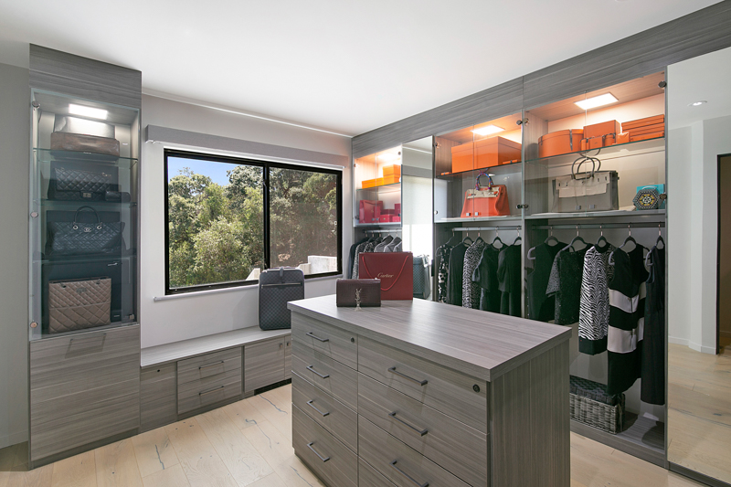 Valet builds closets and a legacy | Woodworking Network