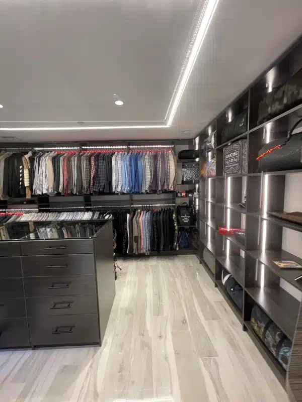 Tips on designing luxury walk-in closets for NYC apartments, maximizing ...