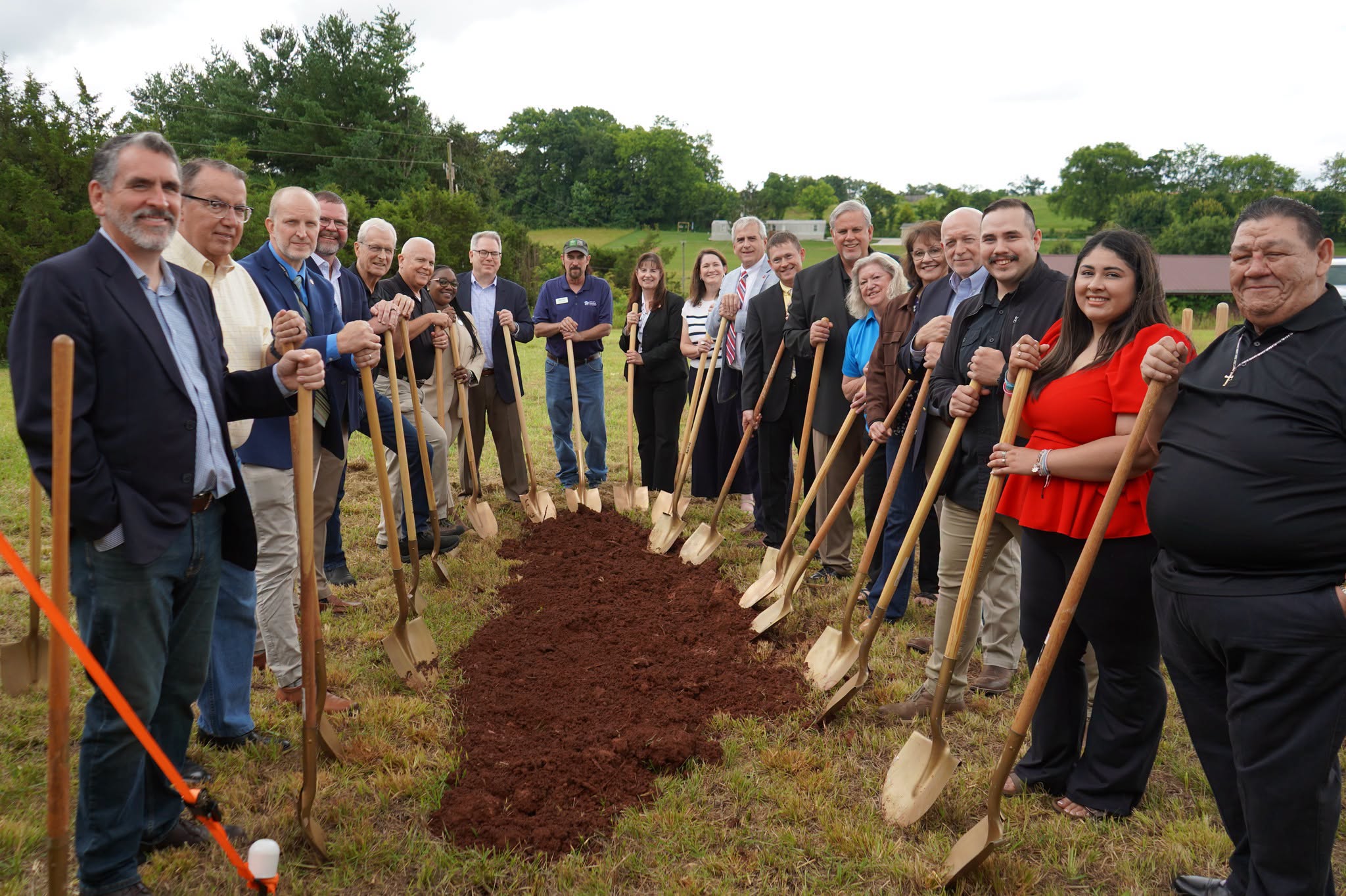 USDA and Habitat for Humanity break ground on veteran housing project ...