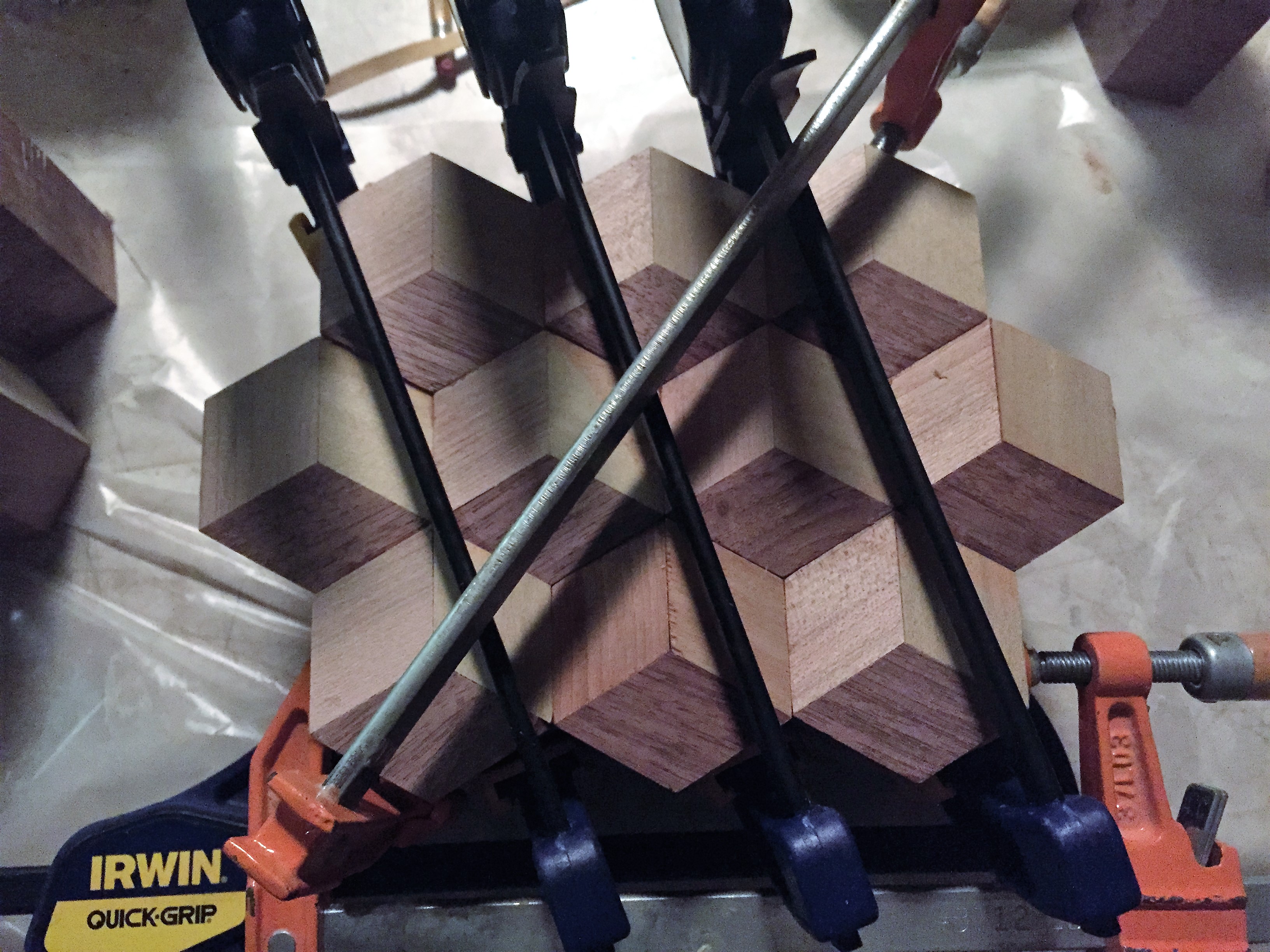 Tumbling blocks bowl | Woodworking Network