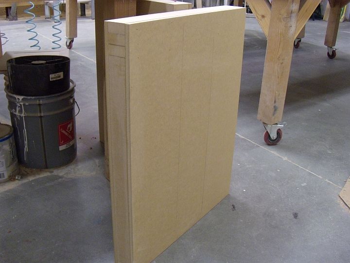 Recreating an Apple Store Table with Veneered Maple | Woodworking Network