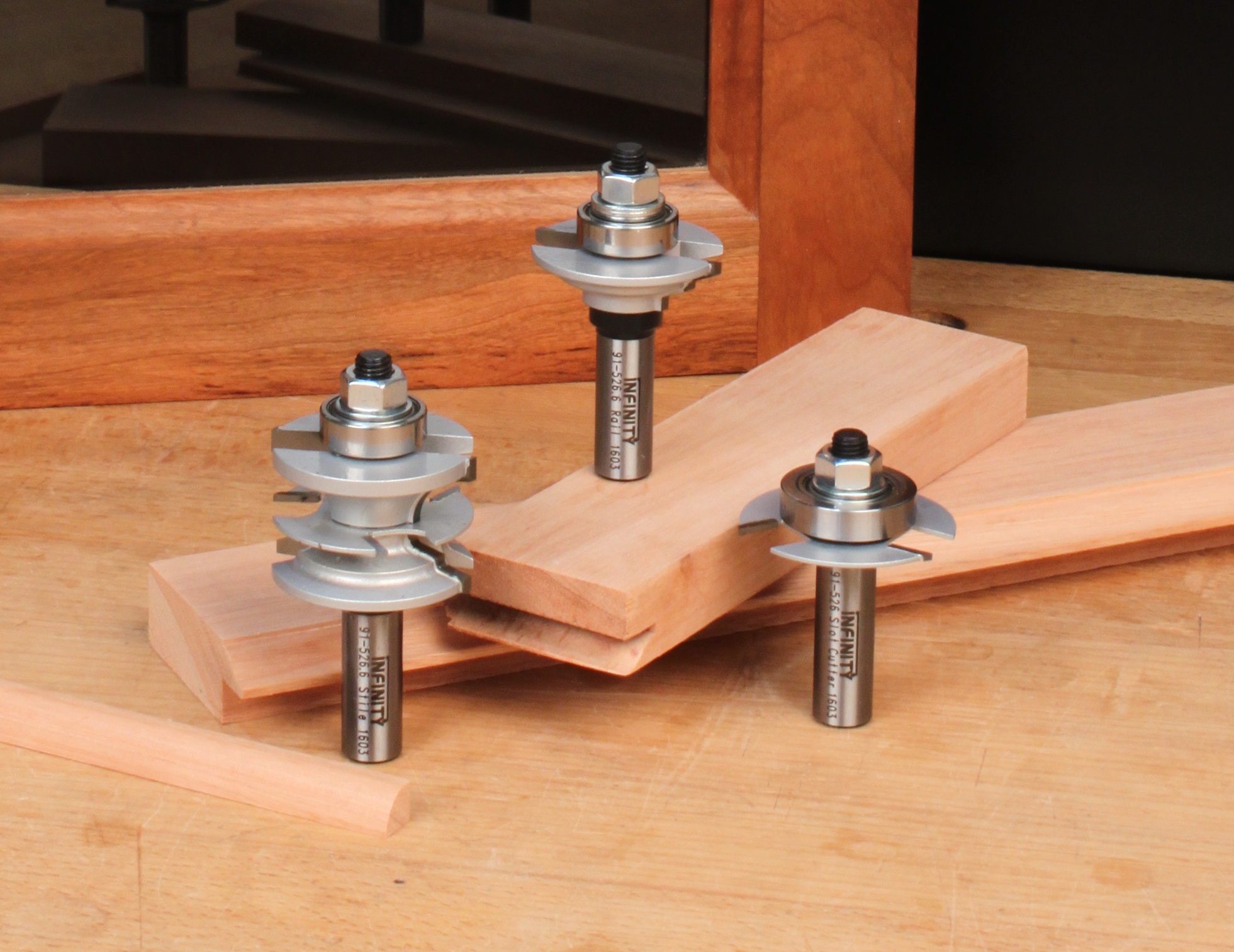 Three piece glass cabinet door making router bit set Woodworking Network