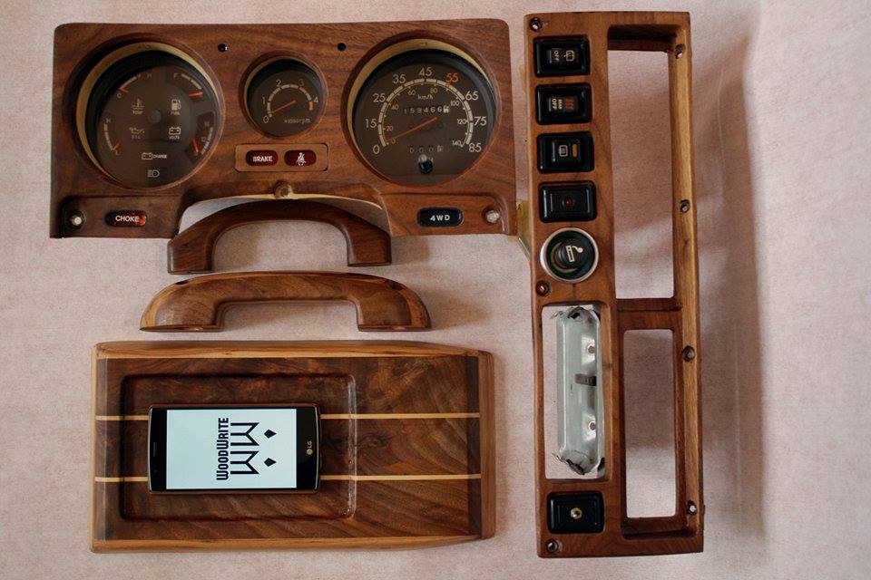 WoodWrite builds custom wooden dashboards for classic cars ...