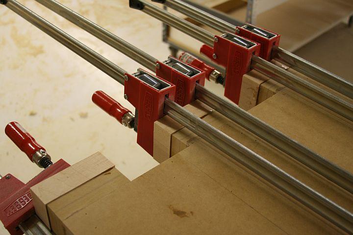 Recreating an Apple Store Table with Veneered Maple | Woodworking Network